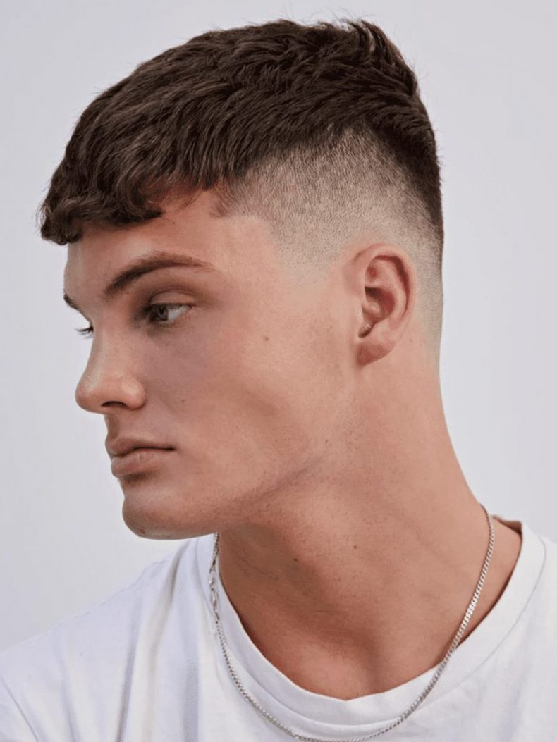 Seamless Skin Fade - EdwardsAndCo Education Online Tutorials